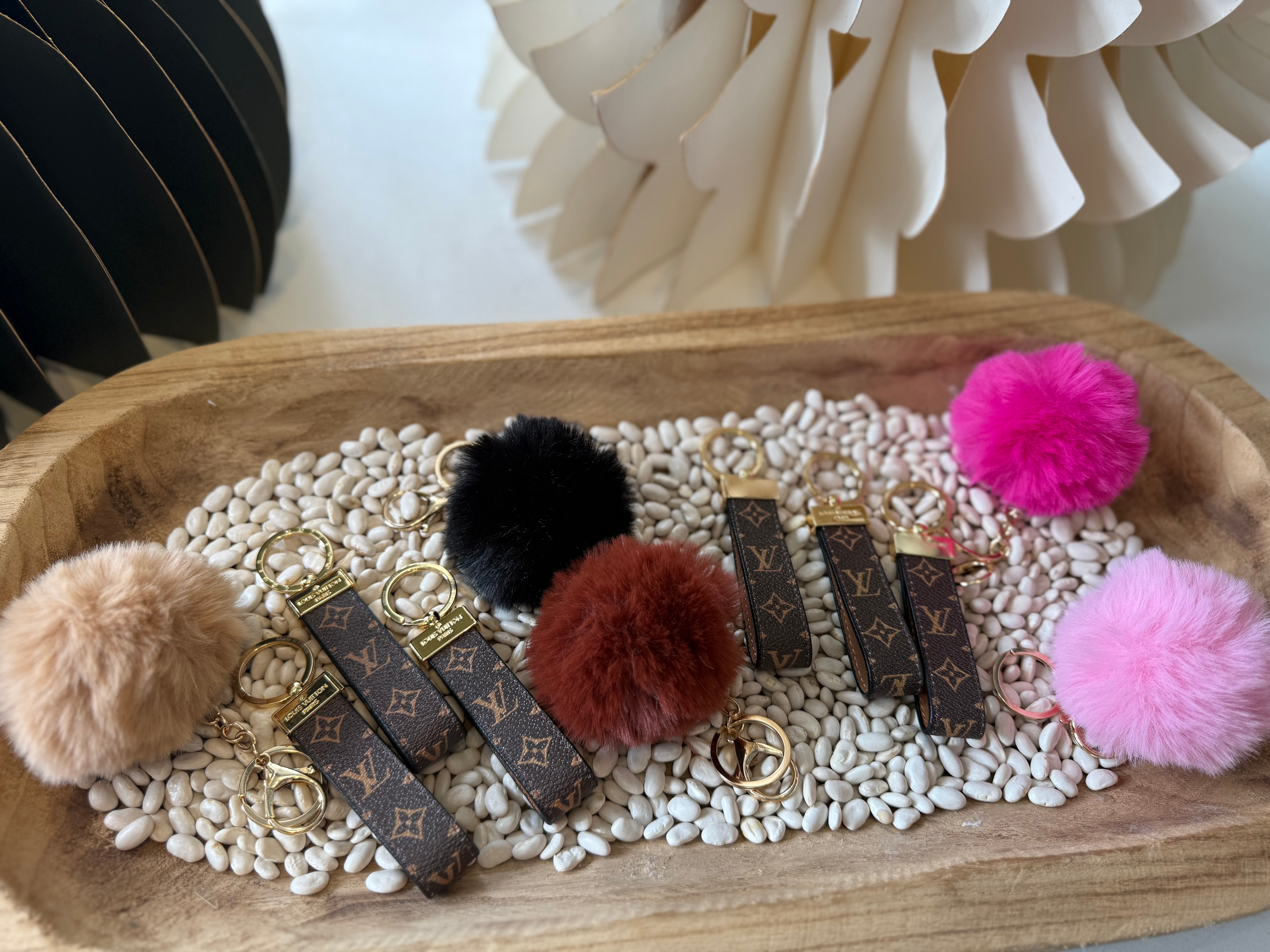 LV KEY CHAIN – Mis Match Boutique